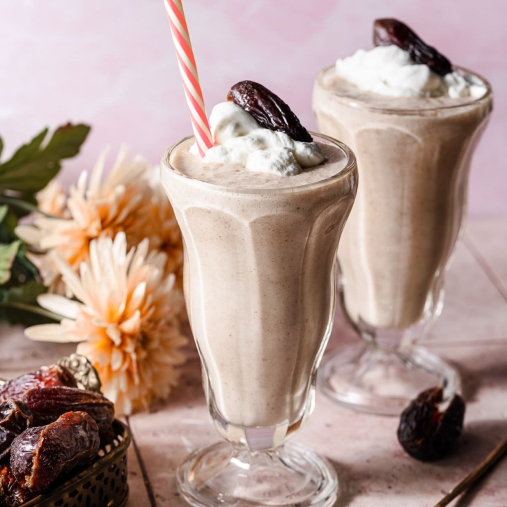 What to Make with Dates: 30+ Sweet and Savory Date Recipes