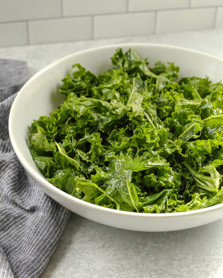 5-Ingredient Kale Caesar Salad (10-Minute Recipe)