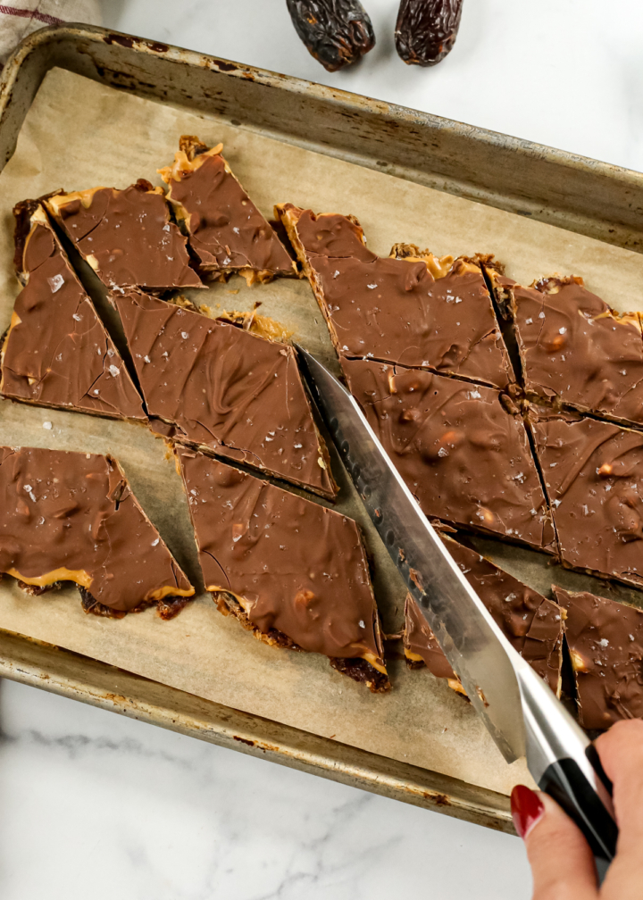 Easy 5-Ingredient Date Bark (No Bake Recipe)