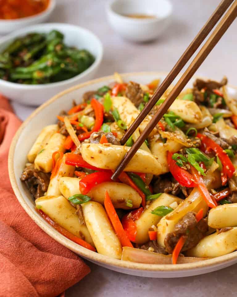Royal Court Rice Cakes (Gungjung Tteokbokki)